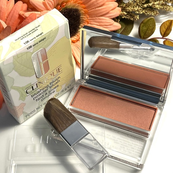 Clinique | Makeup | Clinique Blushing Blush Powder Blush Berry Delight 6 | Poshmark